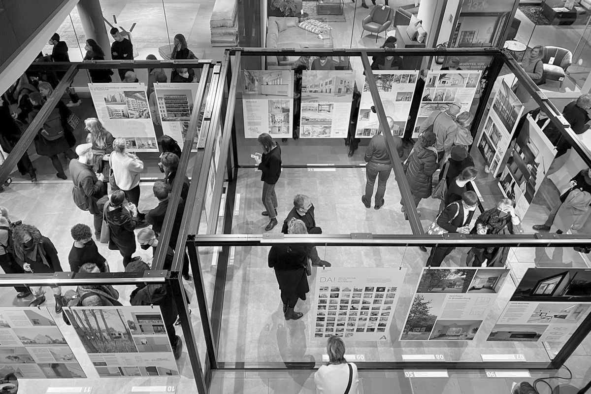 Exhibition in Berlin | EM2N